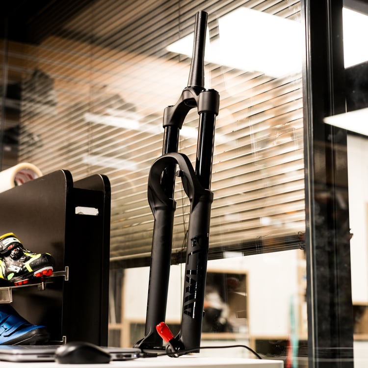 Furca Fox 36 Float AWL 29" 150mm Negru Vrac - PlayBike.ro