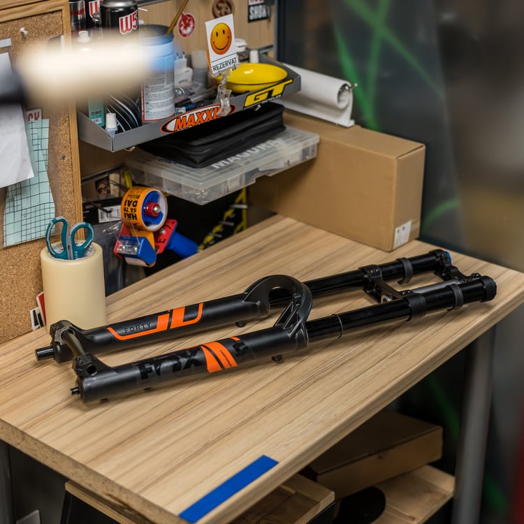 Furca Fox Racing Shox 40 FLOAT 29" Performance 203mm Boost Black Vrac ...